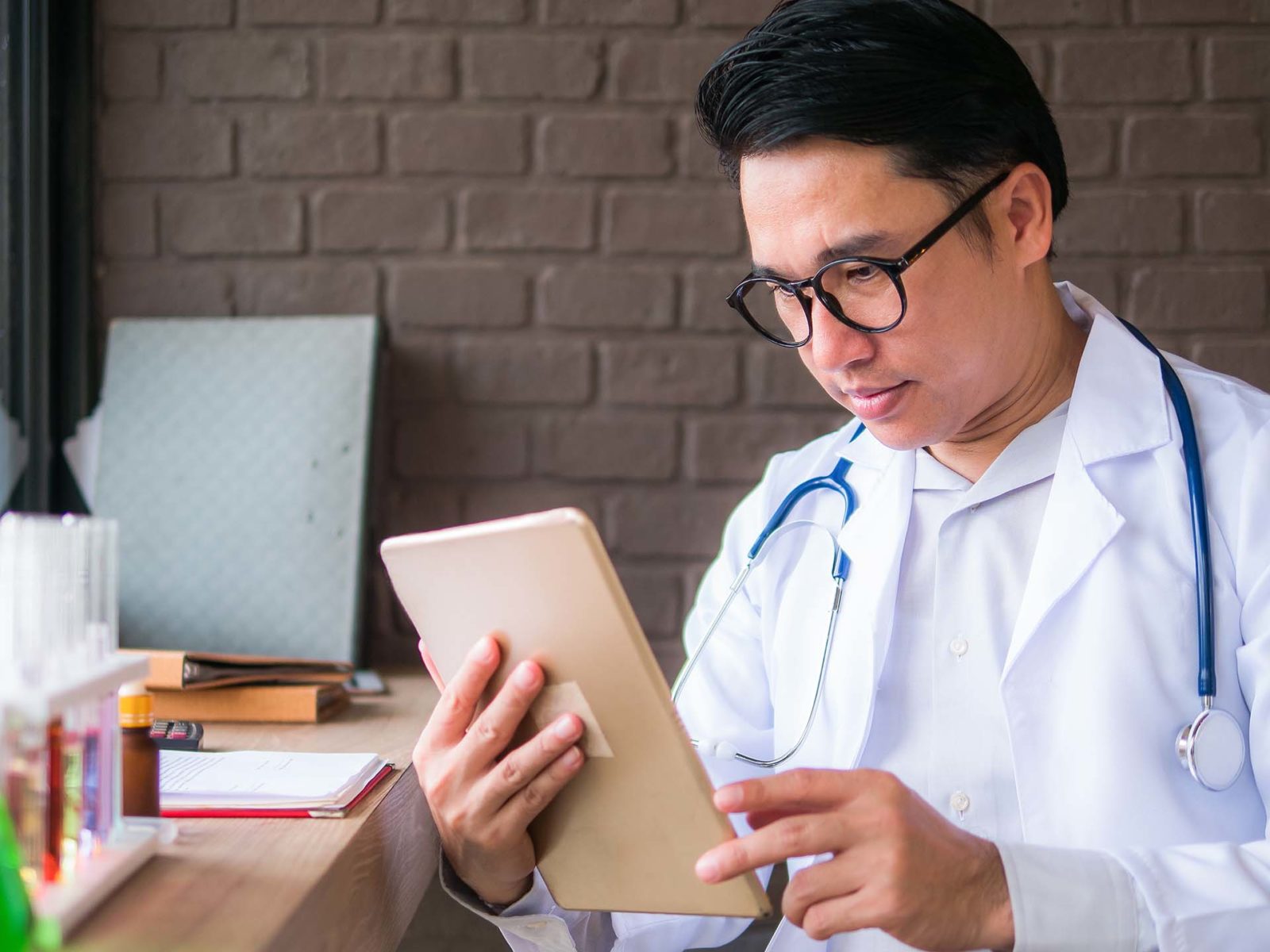 Resource Library - College of Registered Nurses of Manitoba | College ...